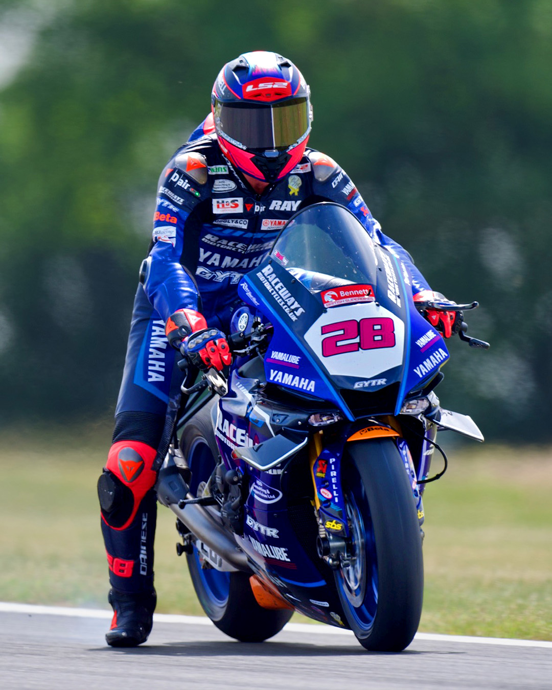 British Superbikes Snetterton Races 2 & 3: Bradley Ray Dominates in ...
