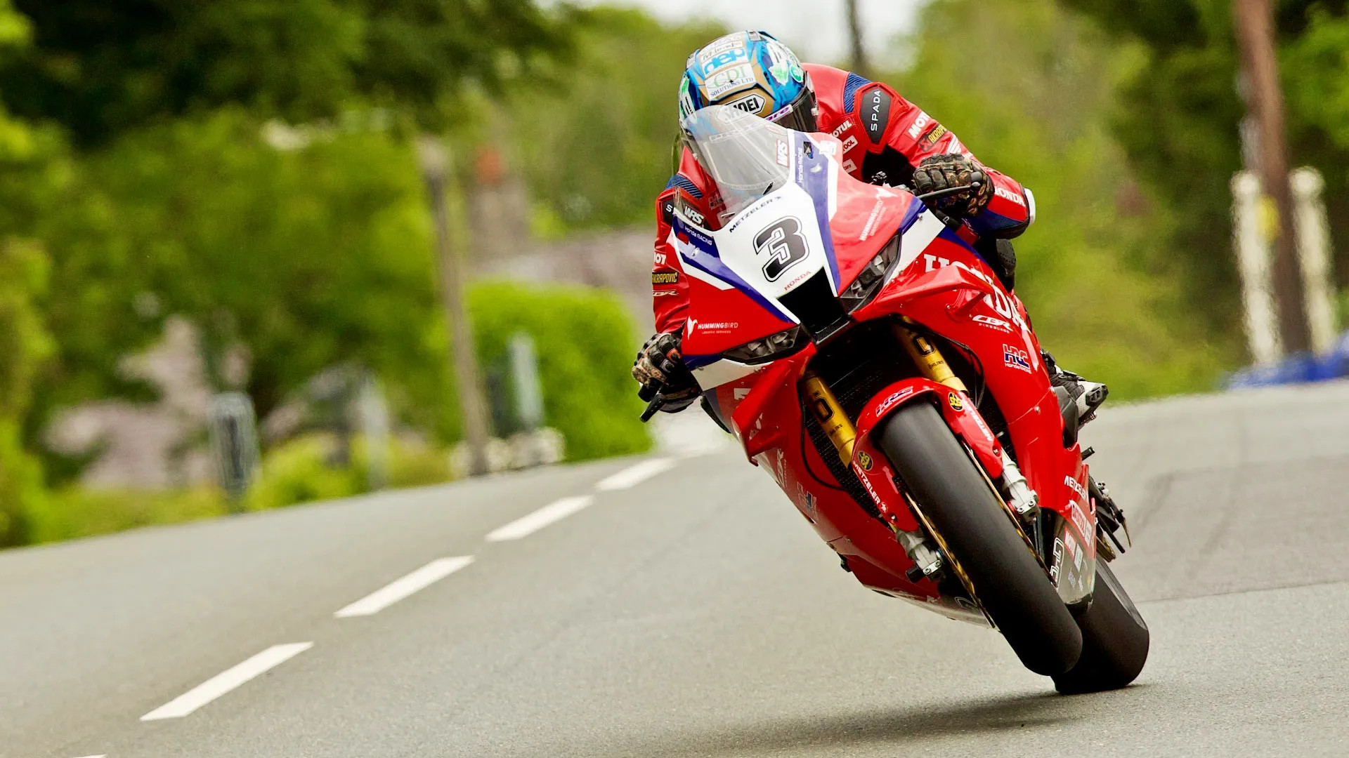Dean Harrison Storms to Historic RST Superbike TT Victory at the Isle ...